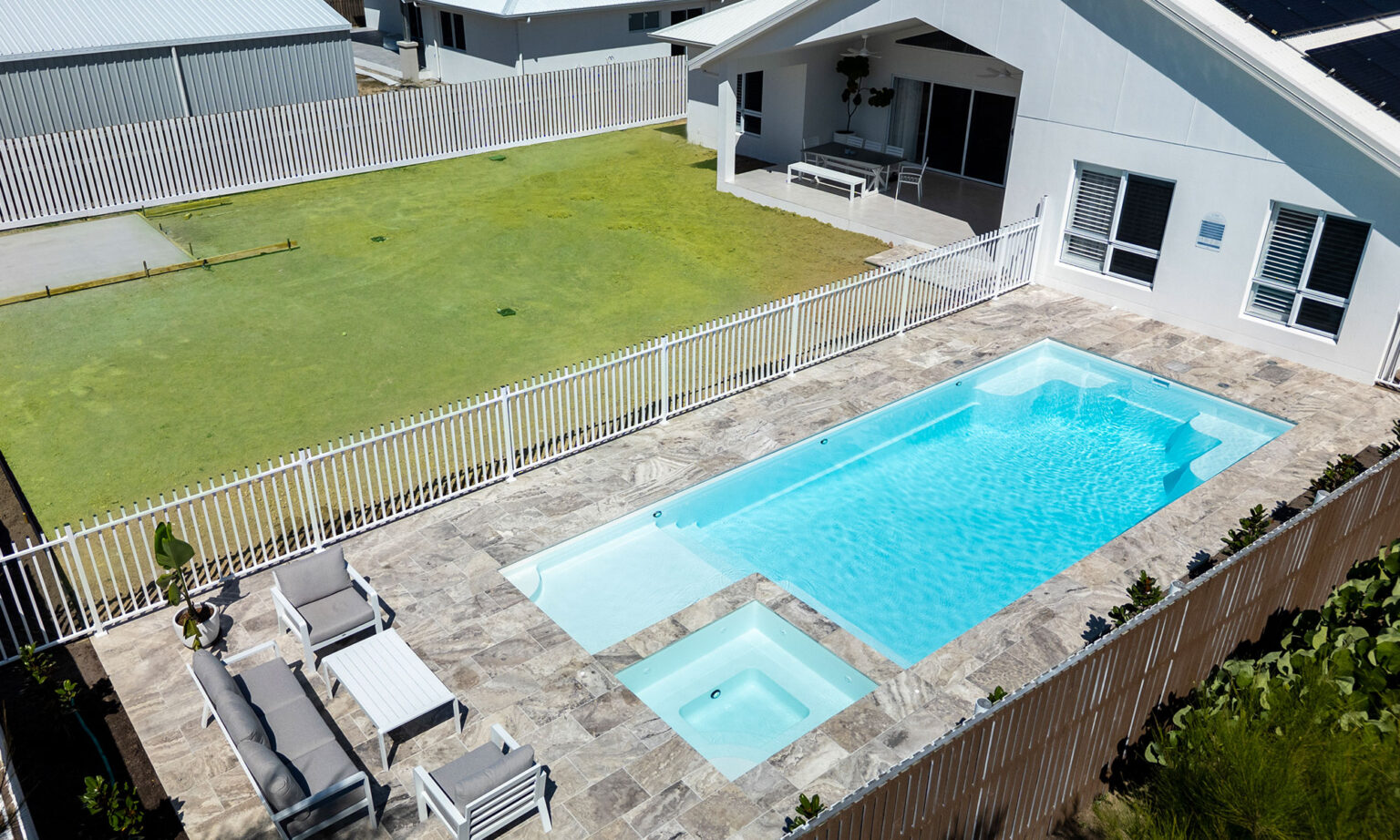 Pools and Spas - Narellan Pools